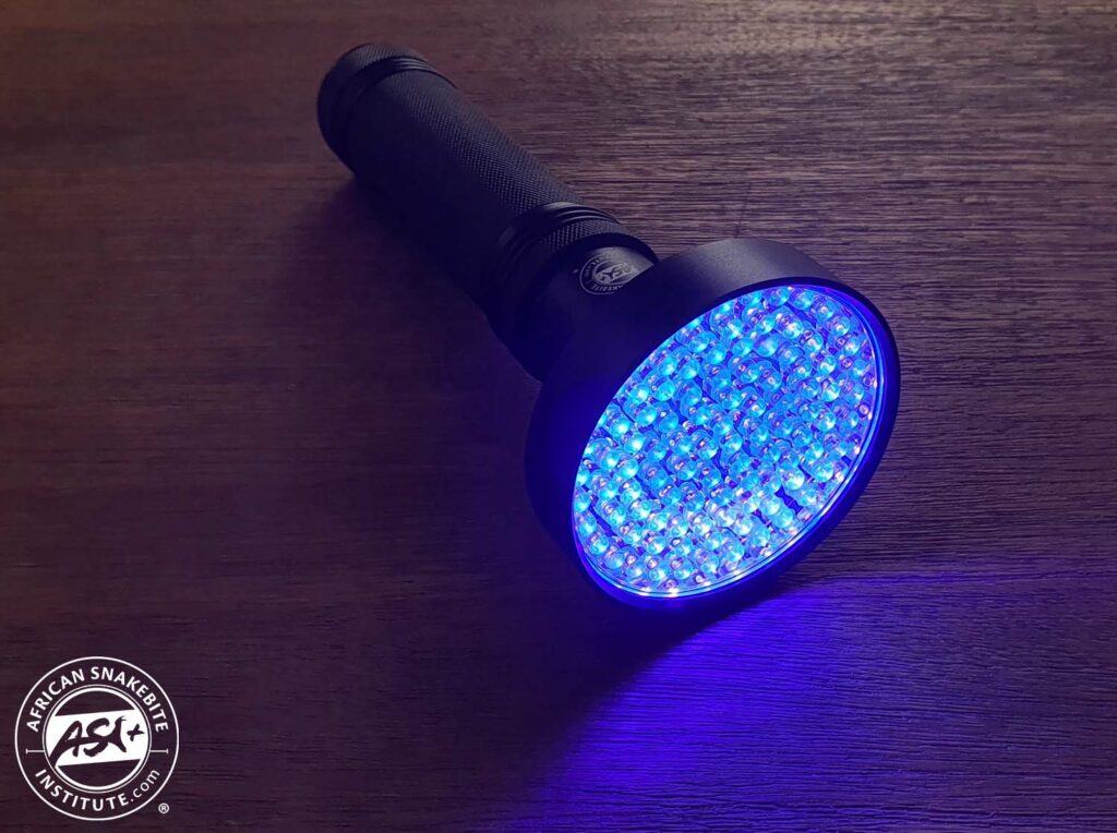 ASI 100 LED Scorpion Torch - African Snakebite Institute