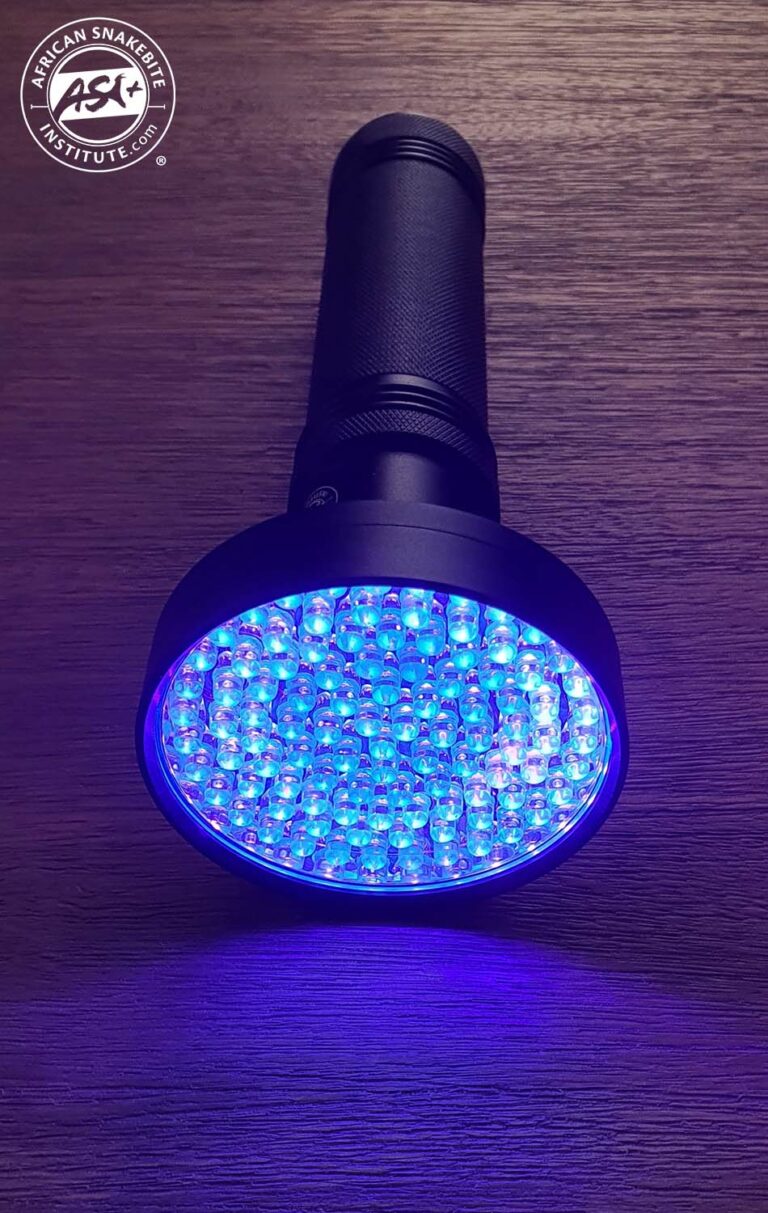ASI 100 LED Scorpion Torch - African Snakebite Institute